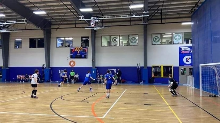 Retour sur la compétition à Boston des cinq équipes de futsal de l ...