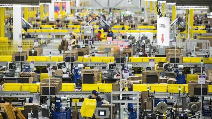 Vote pour la syndicalisation chez Amazon à Delta | OHdio | Radio-Canada