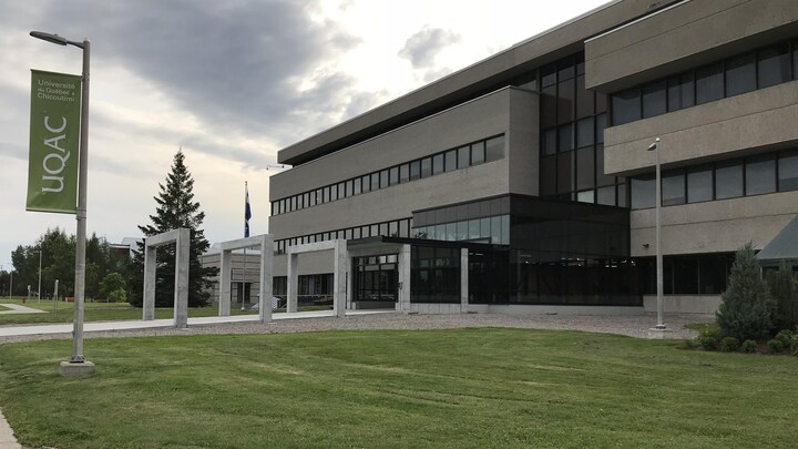 Journée d'accueil à l'UQAC | OHdio | Radio-Canada