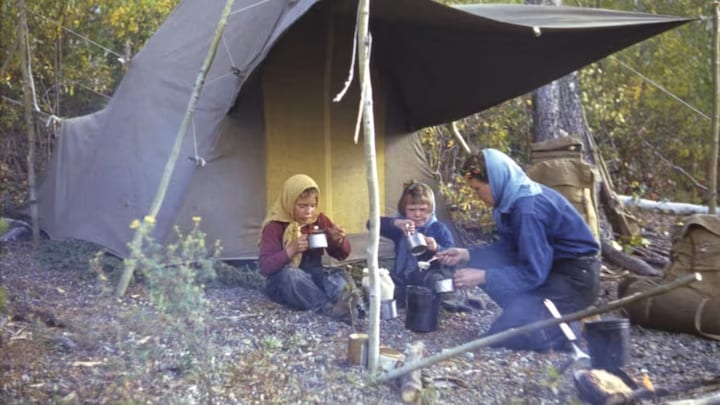 Restauration d’un documentaire familial de 1940 au Yukon | OHdio ...