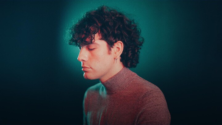 Julyan : un pari réussi en solo | OHdio | Radio-Canada