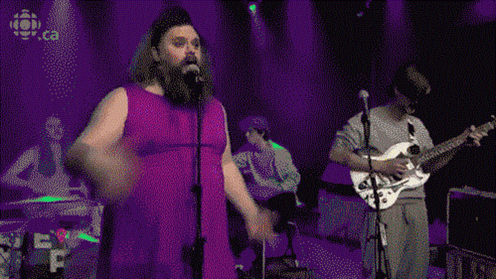 Serge Brideau : des hôtesses, des robes et aucune femme à l'horizon ...