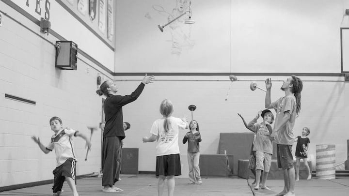 Des circassiens en formation grâce à CircOvillage, à New Richmond ...