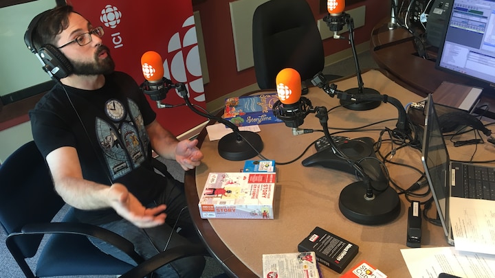 Chronique jours de pluie : des jeux pour éveiller le conteur en nous | OHdio | Radio-Canada