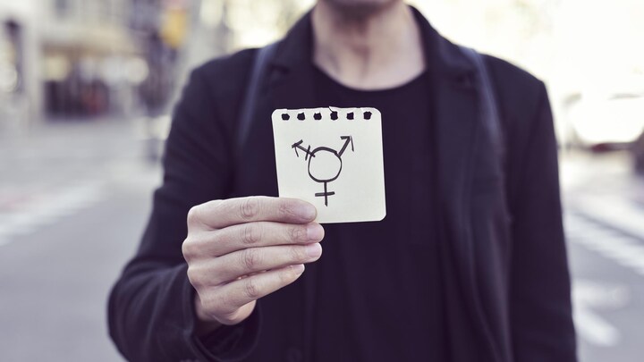 Hello Gender : pour accompagner les ados non-binaires | OHdio | Radio ...