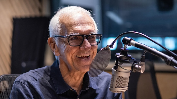 Le producteur Roger Frappier revient sur une longue carrière | OHdio ...