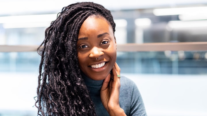 Le chemin de vie de la comédienne Schelby Jean-Baptiste | OHdio | Radio ...