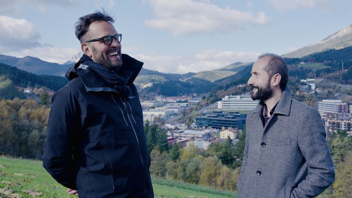 Le cinéaste Hugo Latulippe présente une nouvelle série documentaire sur ...