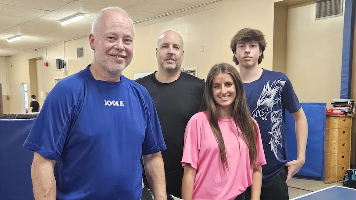 Un nouveau club de tennis de table à Rimouski | OHdio | Radio-Canada