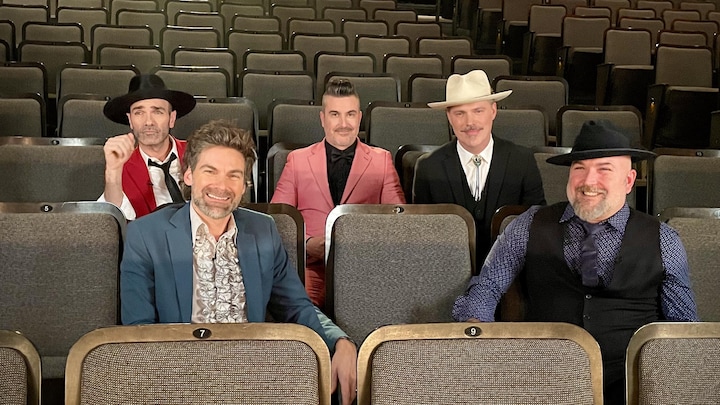 Le groupe de musique tradionnel acadien Salebarbes | OHdio | Radio-Canada