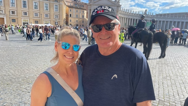 LIVE - First plume of black smoke signals end to 1st vote as cardinals ...