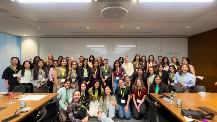[Reportaje] Mujeres latinas abren camino en la tecnología y las ...