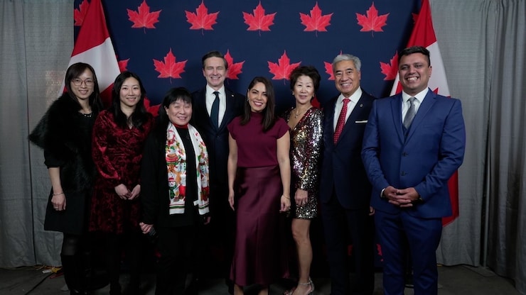 Another Conservative crosses the floor, bringing Liberals 1 MP shy of ...