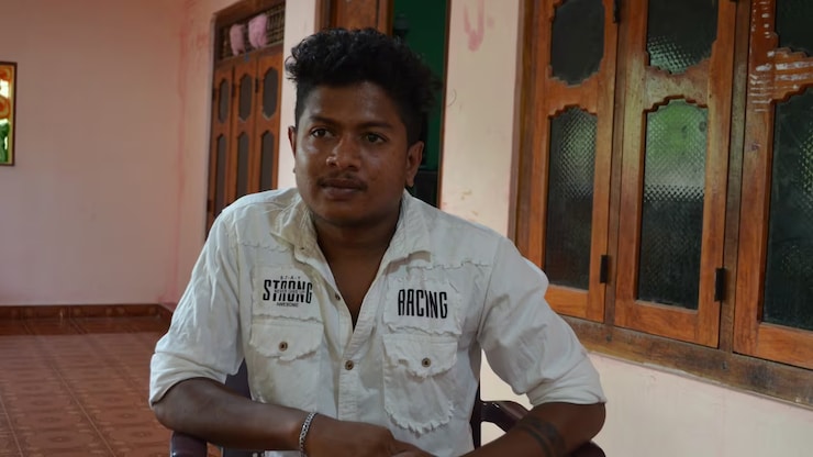 Desperate Canada-bound migrants abandoned to fate on sinking ship after ...