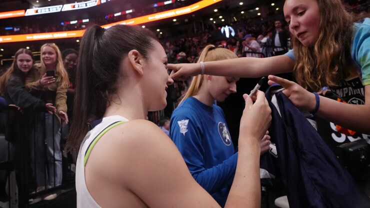Toronto awarded WNBA expansion team to begin play in 2026 | Radio-Canada.ca