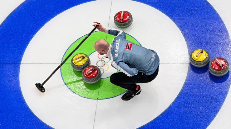 Les Canadiens en finale du tournoi de curling | Curling | Radio-Canada.ca