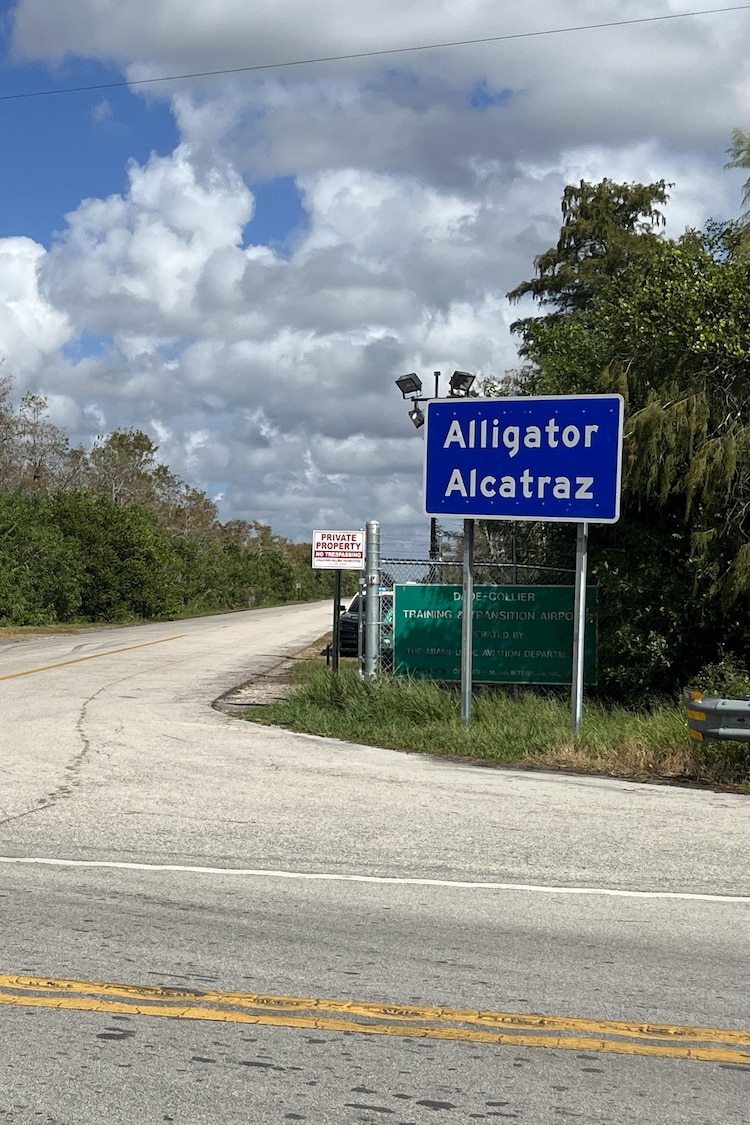 Alligator Alcatraz, bienvenue dans la « prison de l’enfer » pour ...