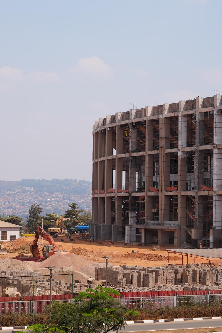 Stades, commandites et grands événements : au Rwanda, le sport pour se ...