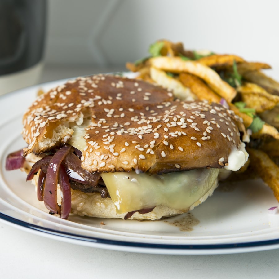 Hamburgers Traditionnels et Originaux | Mordu