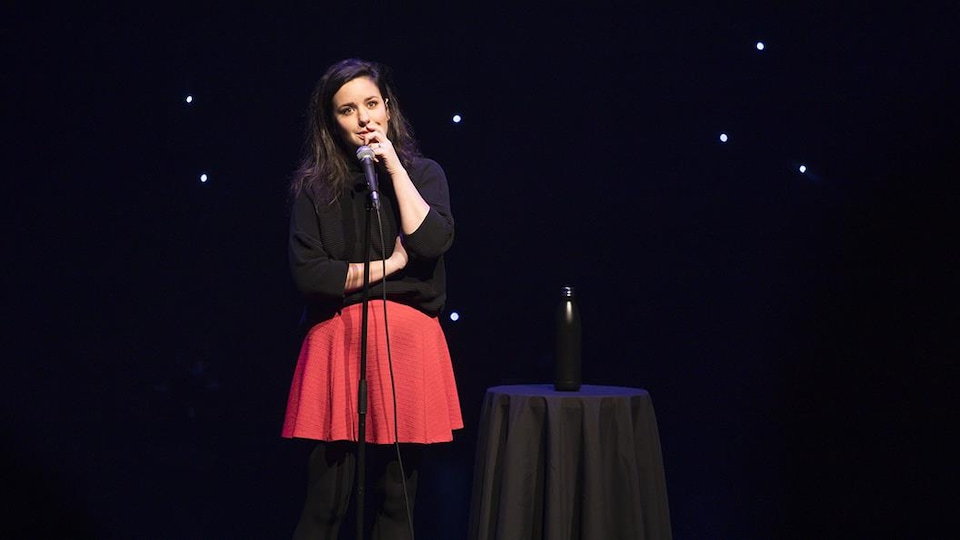 Virginie Fortin transforme son premier spectacle d'humour en livre