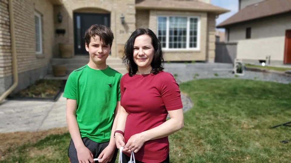 Les jeunes Manitobains sont enthousiastes à l’idée d’être vaccinés ...