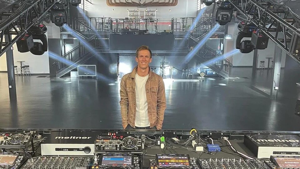 Les équipements audio d’une entreprise familiale de Calgary font le ...