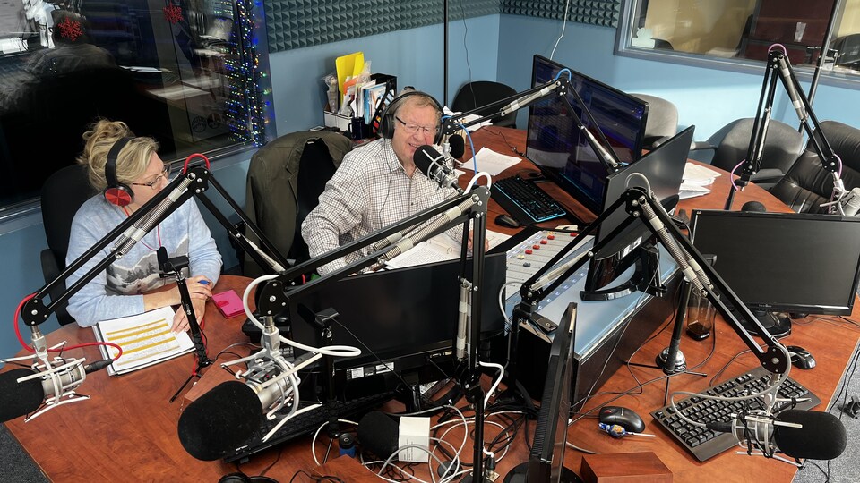 Jean Brisson termine une autre saison à la radio… à 90 ans ! | Radio ...