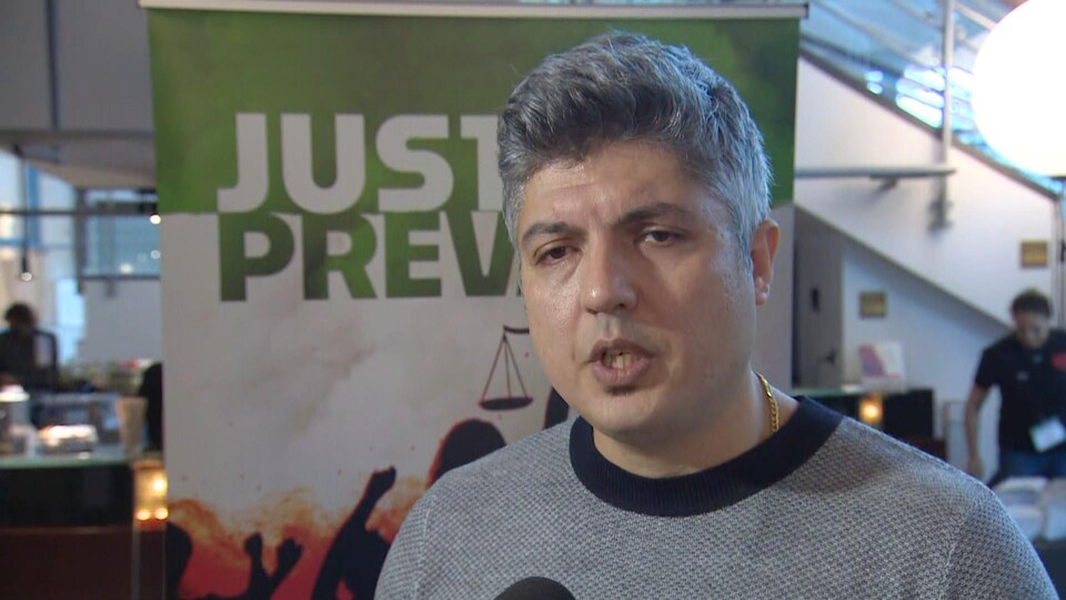 Des familles de victimes commémorent l’écrasement du vol PS752, survenu ...