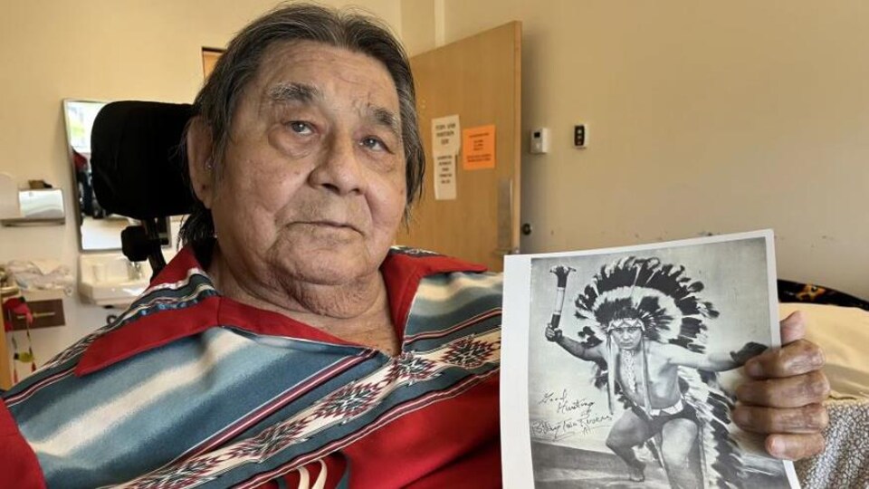 L’ancien chef et lutteur mohawk Billy Two Rivers est décédé | Radio ...