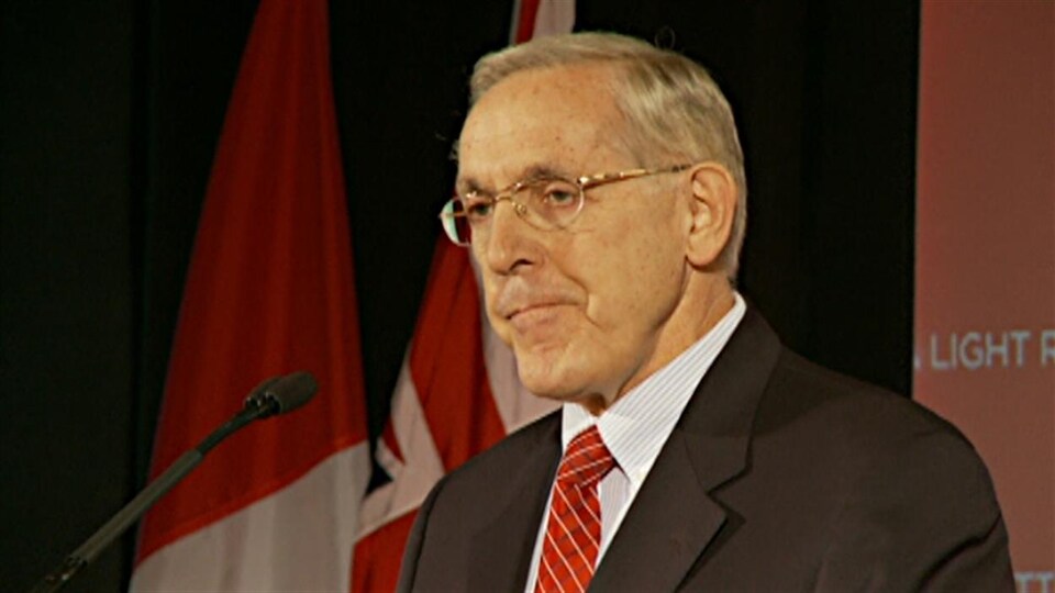 Déjà trois candidats à la succession de Jim Watson | Radio-Canada.ca