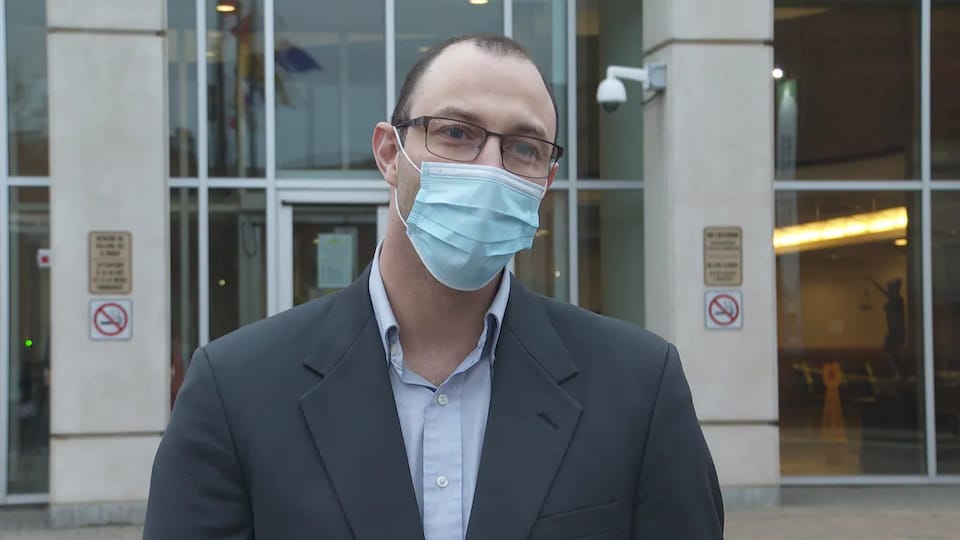 Un résident de Saint-Jean acquitté d’un meurtre est poignardé à mort ...