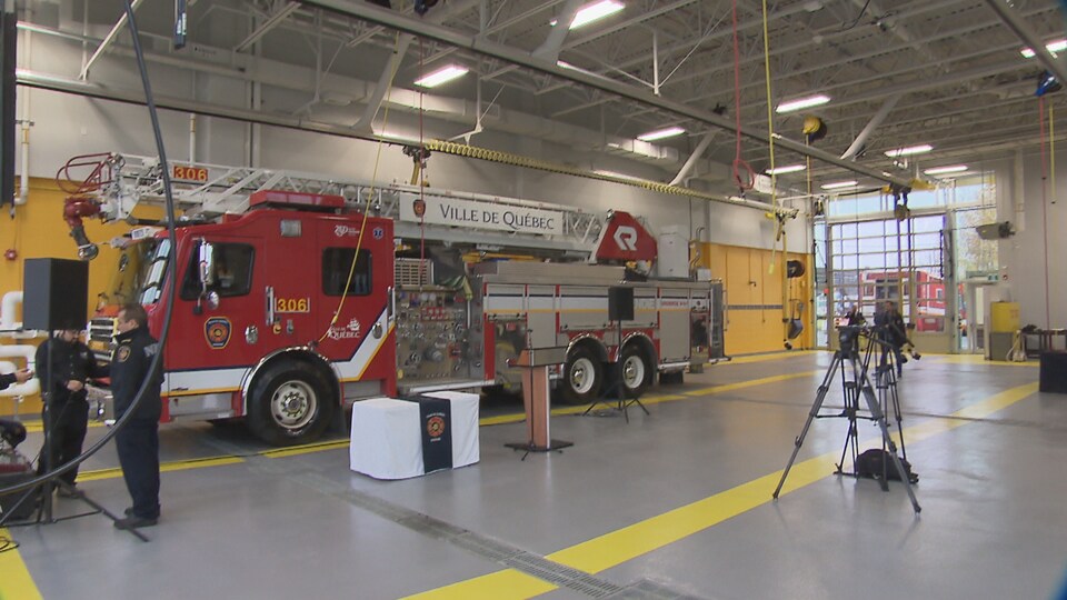 Une caserne de pompiers du « 21e siècle » inaugurée à Québec | Radio ...