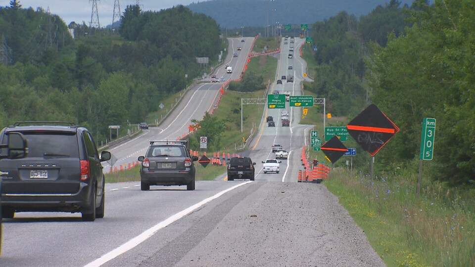 D'imposants chantiers débutent sur les autoroutes 10 et 55 | Radio ...