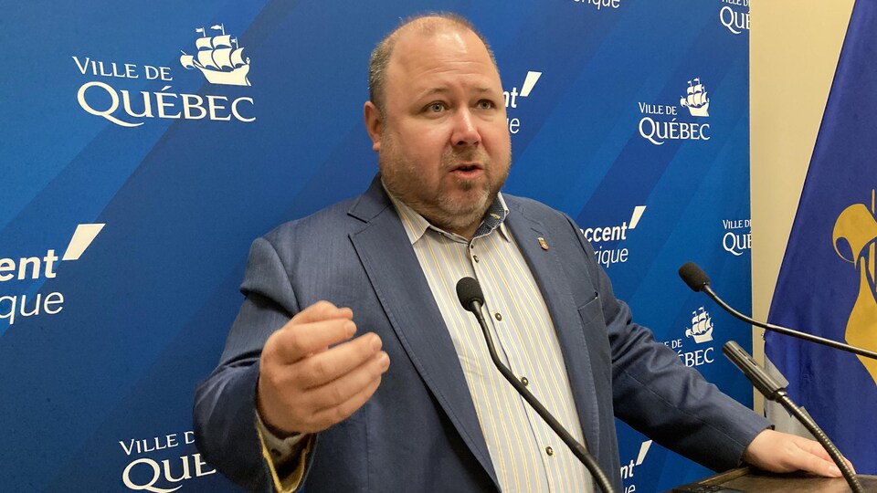 3 e lien de transport collectif : Marchand souligne le « courage » de ...
