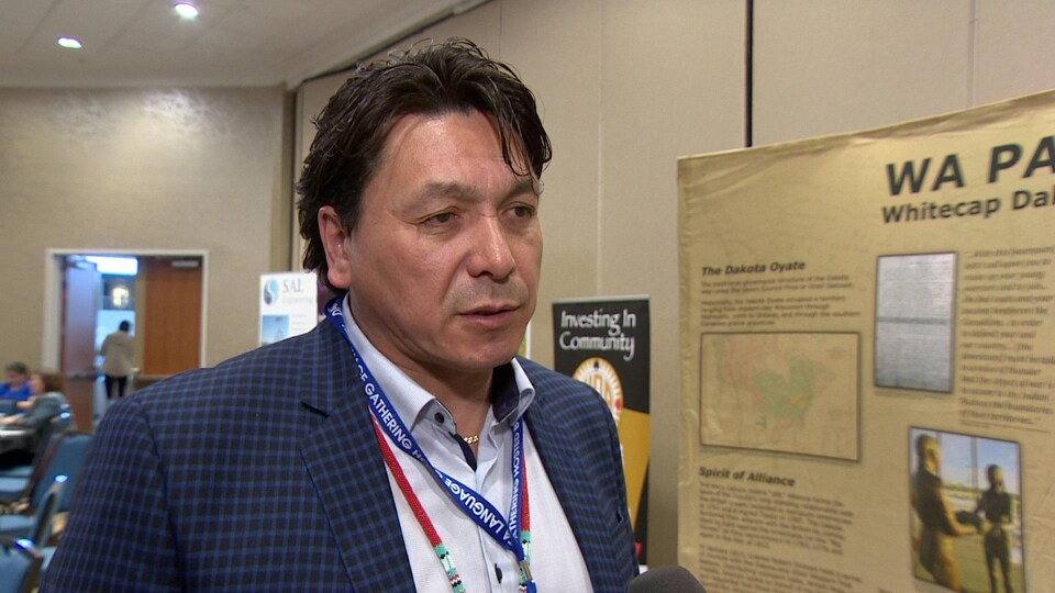 Préserver la langue dakota de la Première Nation de Whitecap | Radio ...