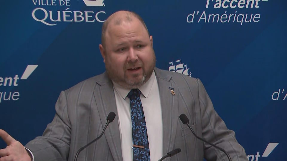 Reprise économique : « Où est le maire? », demande Claude Villeneuve ...