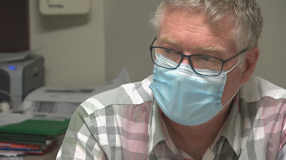 Des aînés inquiets d'une deuxième vague de COVID-19 | Coronavirus ...