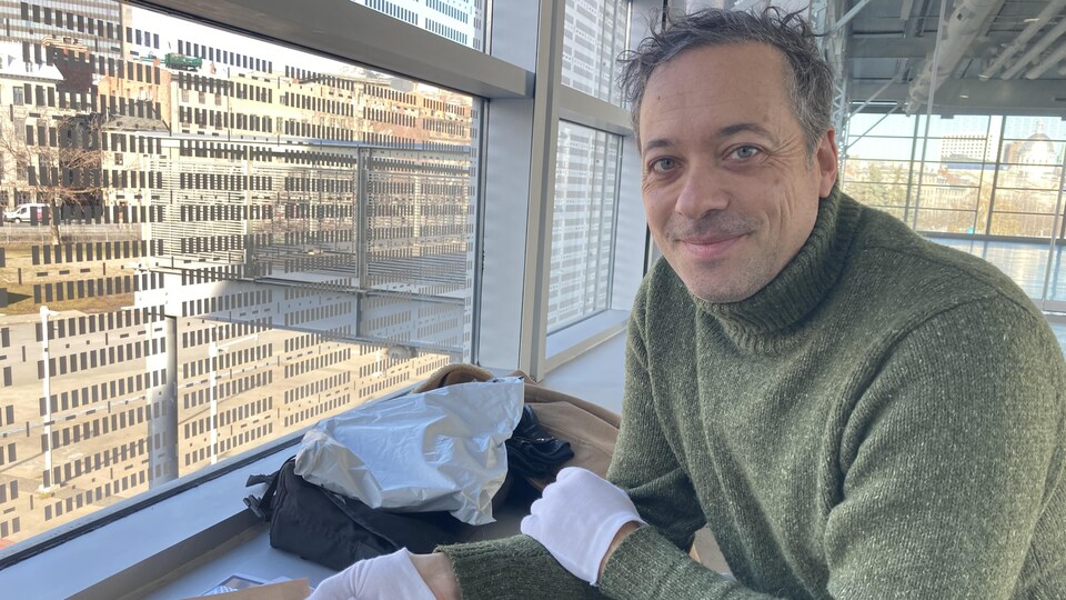 L'auteur David Saint-Pierre et son livre Dans le sillage de l’Empress ...