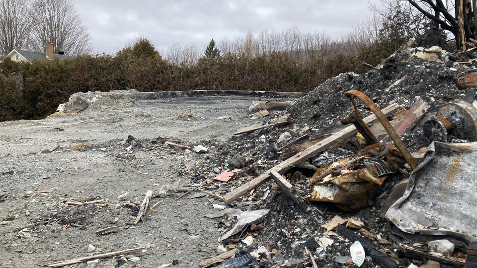 Explosion de propane à Val-des-Sources : la Régie du bâtiment relève 20 ...