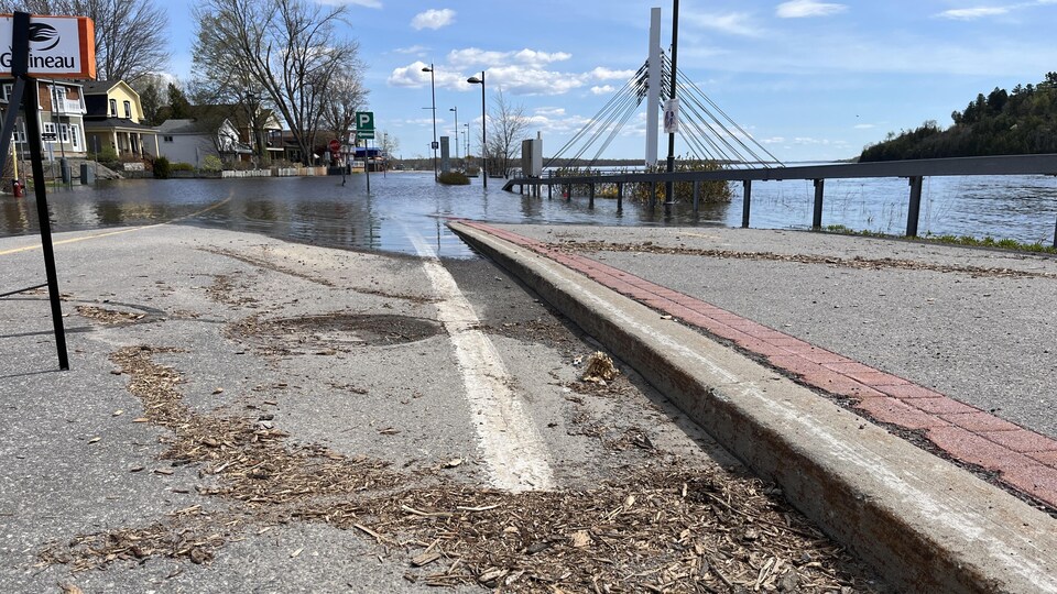 Inondations : les niveaux des cours d’eau sont à la baisse au Québec ...