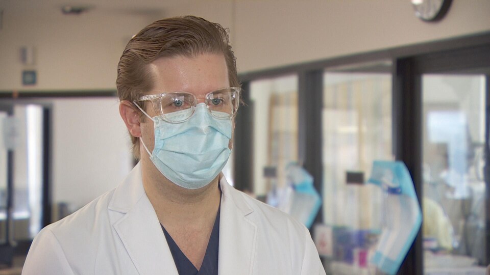 Immersion dans une unité de soins intensifs de la COVID-19 | Coronavirus | Radio-Canada.ca