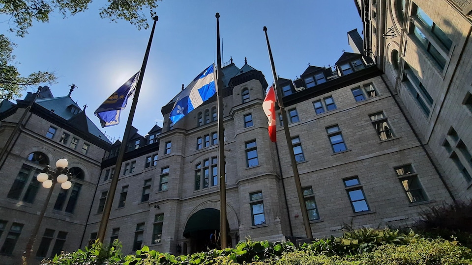 Québec souligne le décès d’Élisabeth II | Radio-Canada.ca