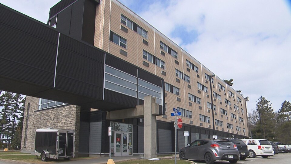 Le coroner demande à la SQ d’en faire plus pour la santé mentale de ses ...