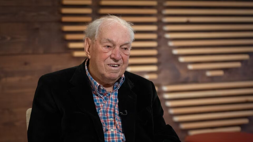 Joe Byrne se souvient de l'ancien chef du NPD Ed Broadbent