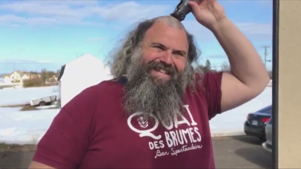 Fête nationale des Acadiens : un nouvel album live pour les Hôtesses d ...