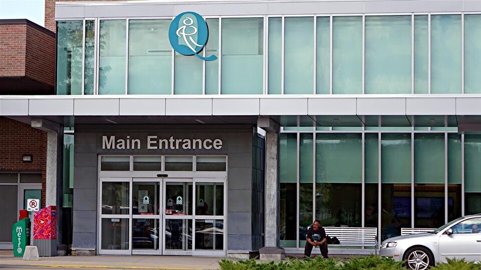 Réduction de services à l’Hôpital Queensway Carleton en raison de la ...