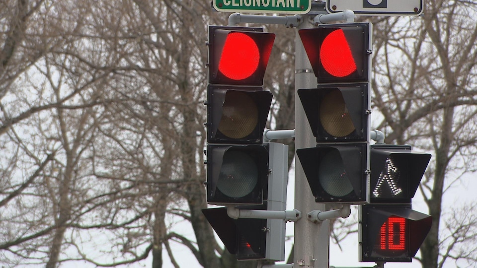 Sherbrooke veut mieux synchroniser ses feux de circulation
