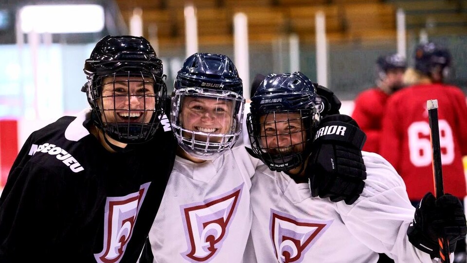 Les salaires doubleront dans la Premier Hockey Federation l’an prochain ...