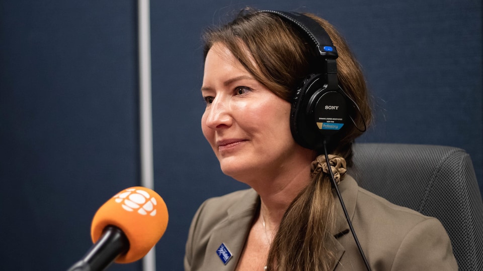 France Desrosiers s'exprime sur le manque de professionnels de la santé ...
