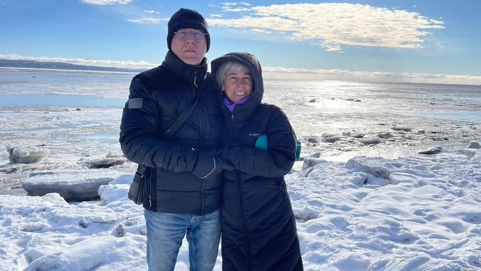 Un artiste français sous le charme d’une Canadienne à 61 ans | Radio ...